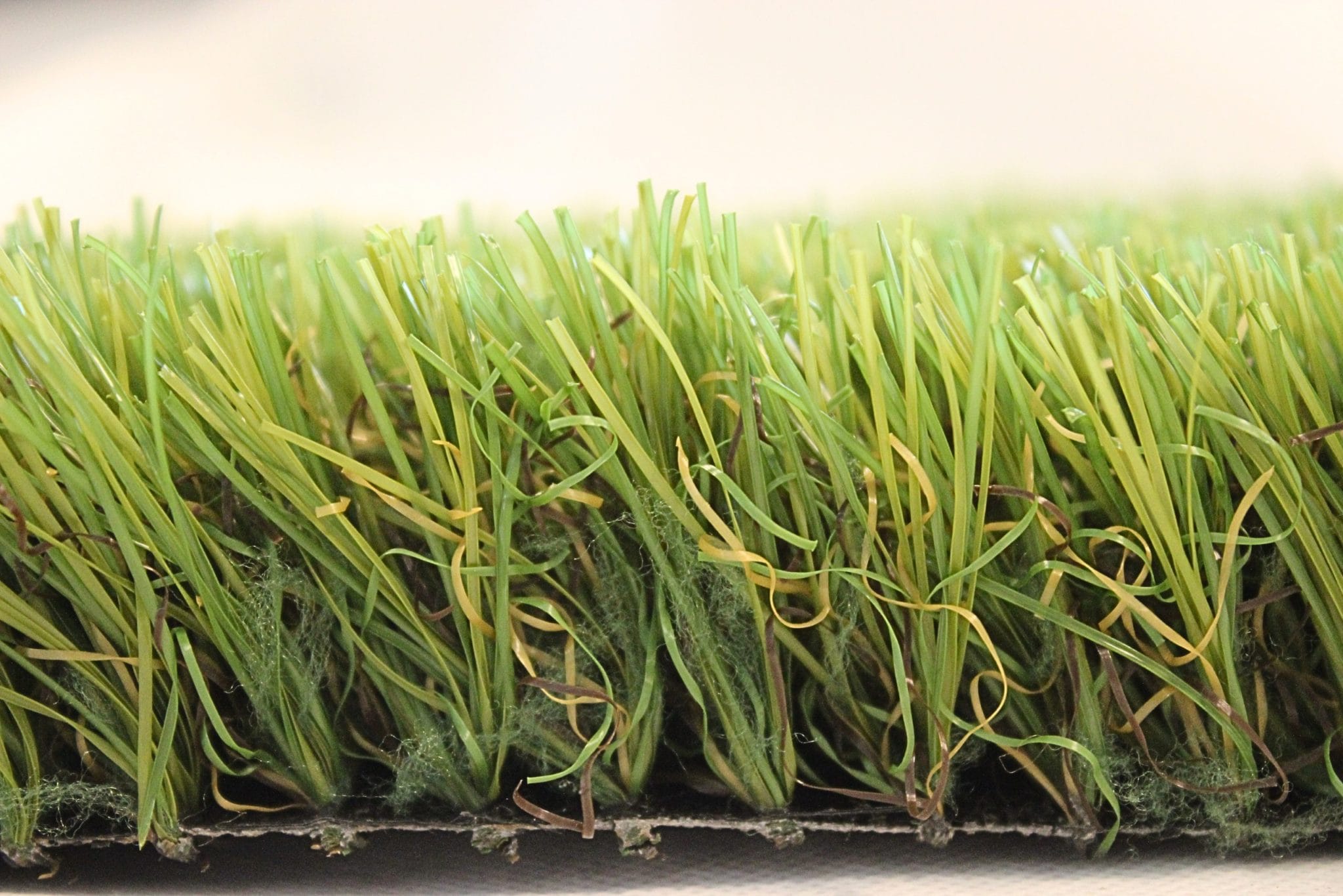 Artificial grass: What are polyethylene (PE) and polypropylene (pp) and ...
